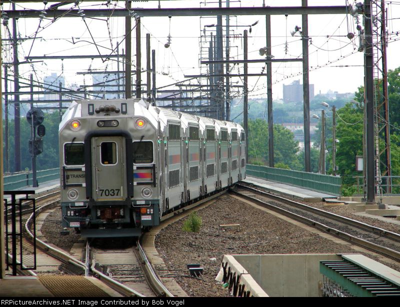 NJT 7037